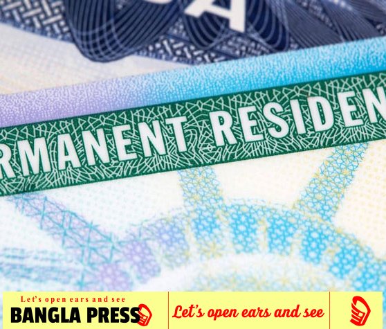 Senator moves to block Trump administration's green card policy change